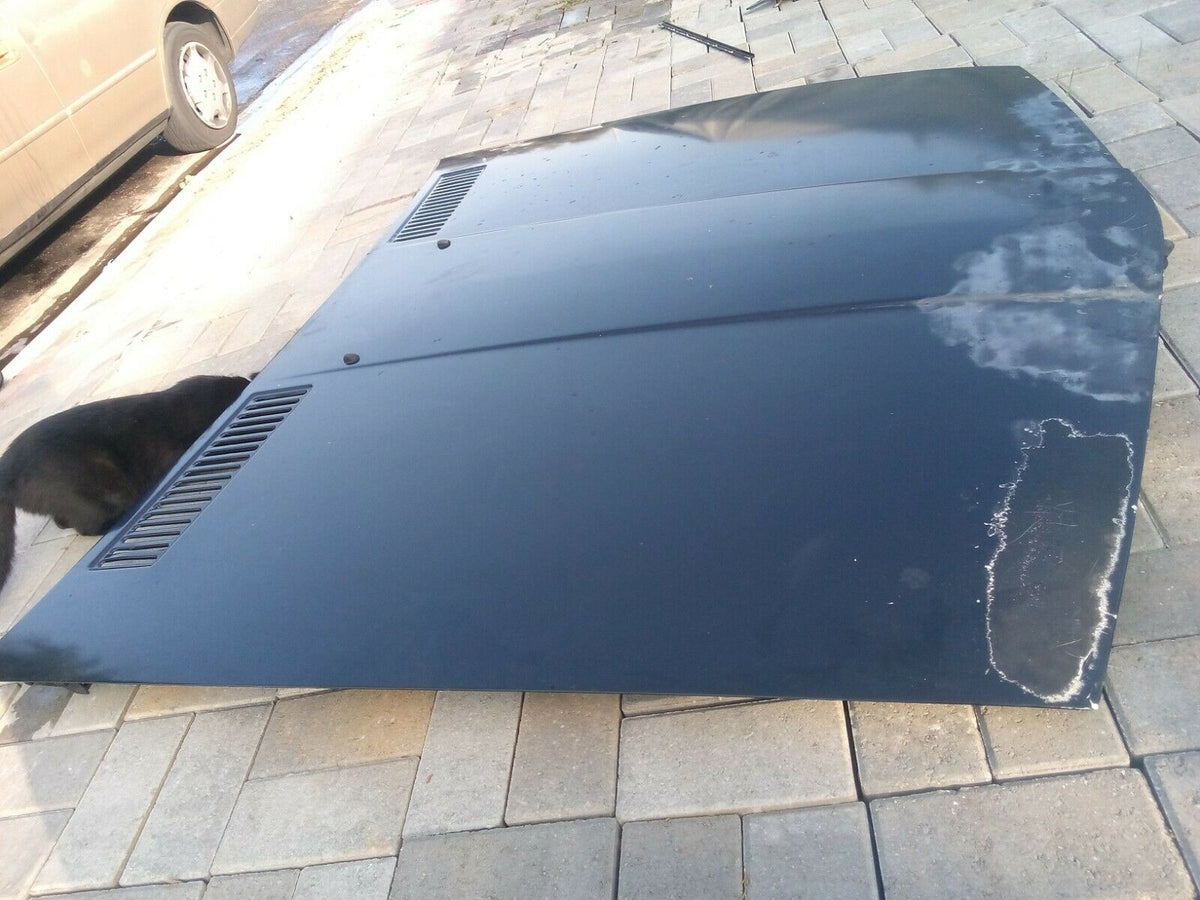 76-89 BMW E24 OEM hood – Vintage OEM